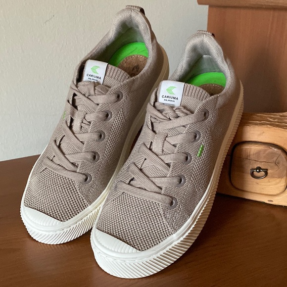 Cariuma | Shoes | Cariuma Ibi Low | Poshmark